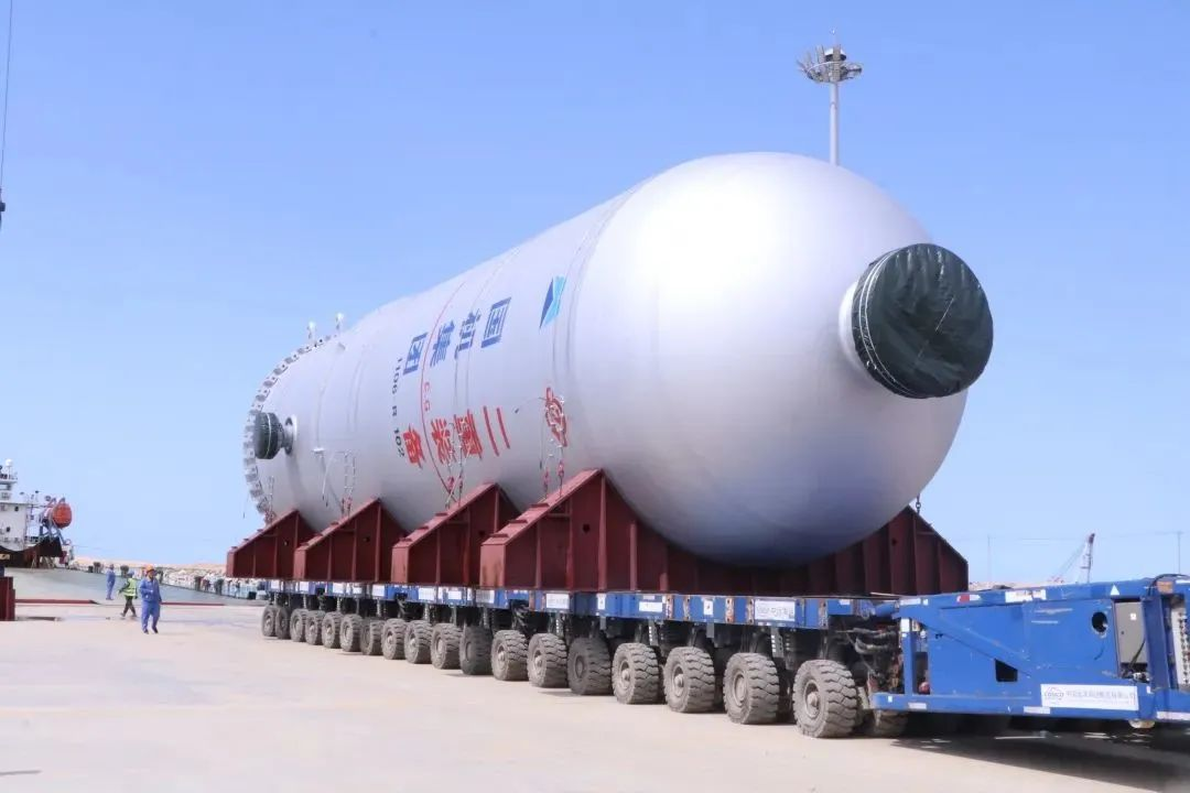 COSCO SHIPPING Delivers First Batch of Bulky Cargo for Yulong Island ...